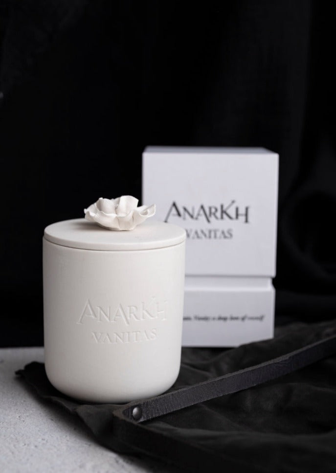 SMALL TEMPTATIONS CANDLE – LiLi The First